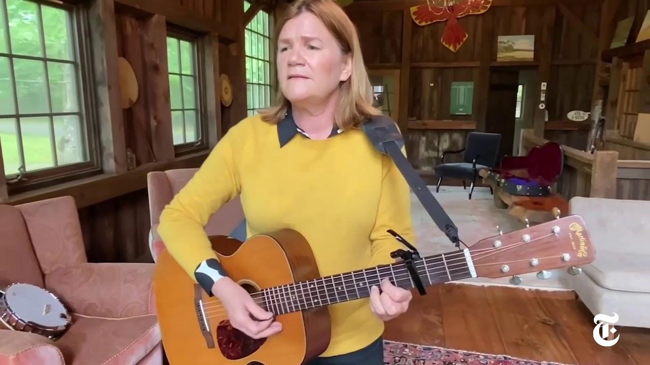 Who Is William Mapel? Mare Winningham’s Ex-Husband and His Story